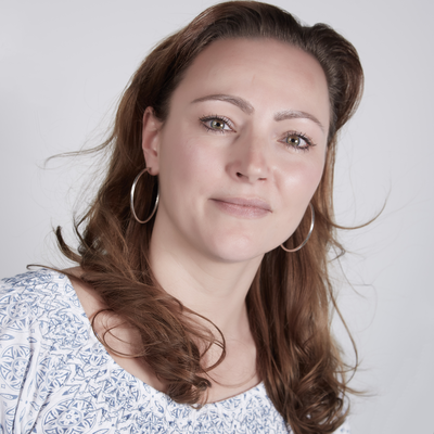 Biografie en boeken van Angelique Haak