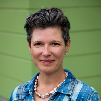 Biografie en boeken van Meredith May