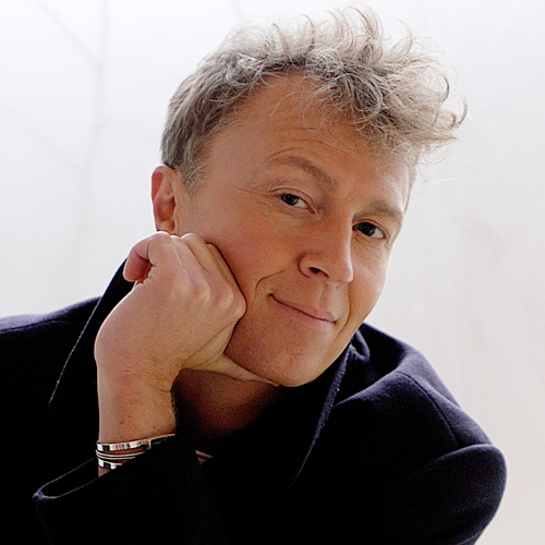 Biografie en boeken van Tijn Touber