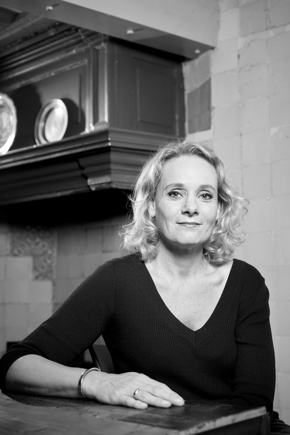 Christina Hosman - Thomas Rap